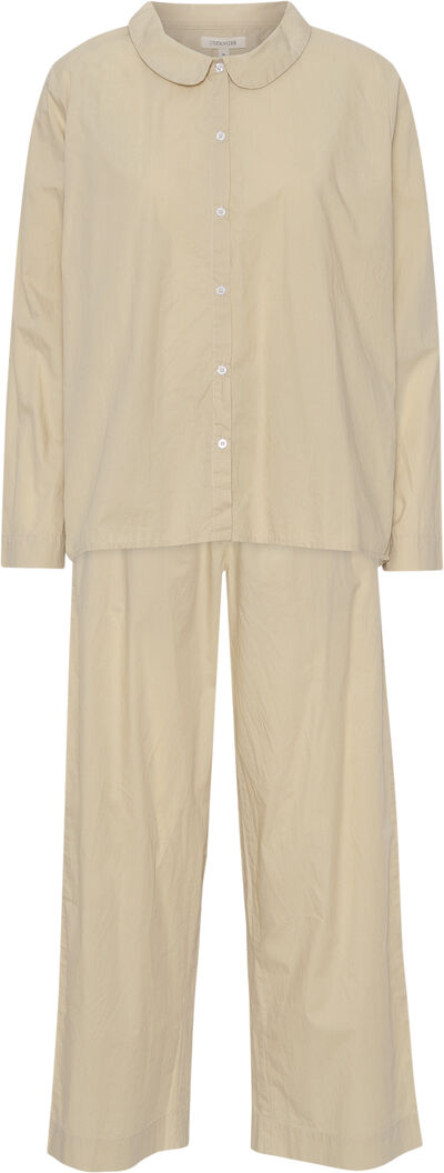 Studio Feder | Se det brede sortiment fra brandet i dag