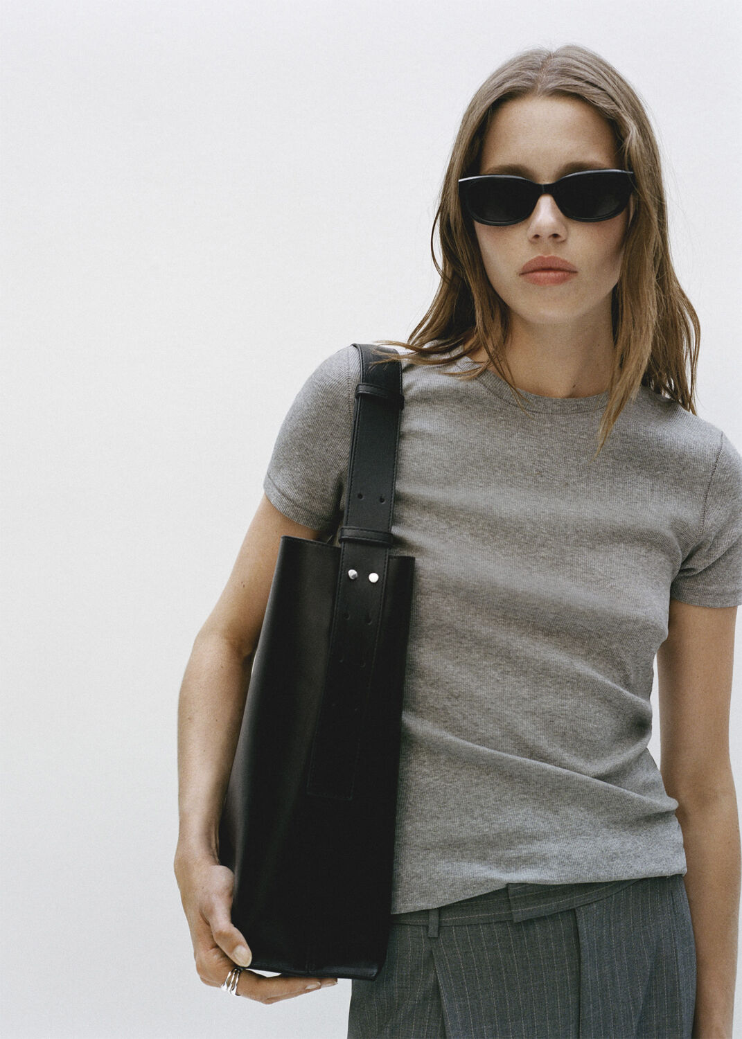 Short handle shopper bag