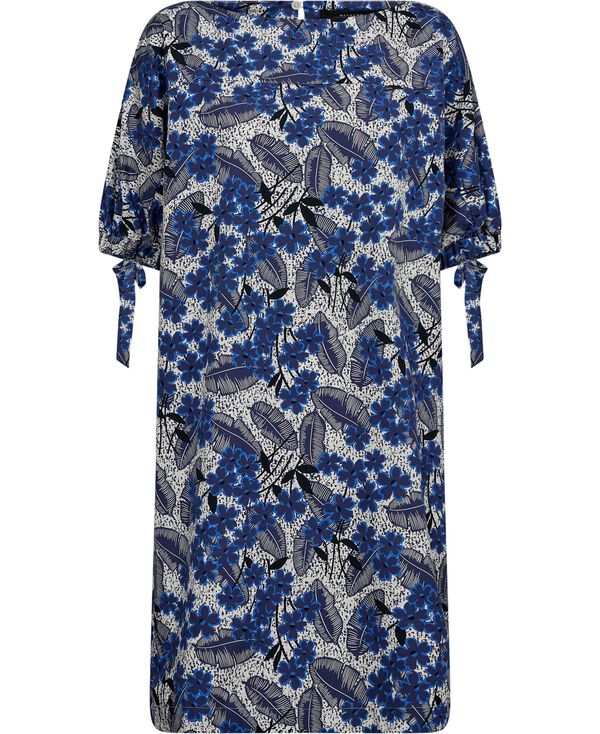 Kjoler | Find både lange og korte designs i flere farver | Magasin